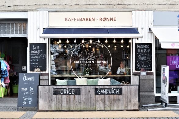 Frokost på Restaurant Solveig ved Hammershus Slotsruin - Bornholm i Glimt